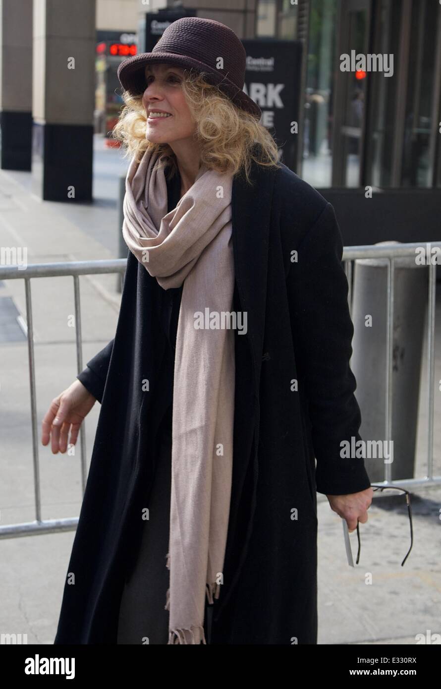Judith Light meets fans outside the Manhattan Theatre Club after her ...