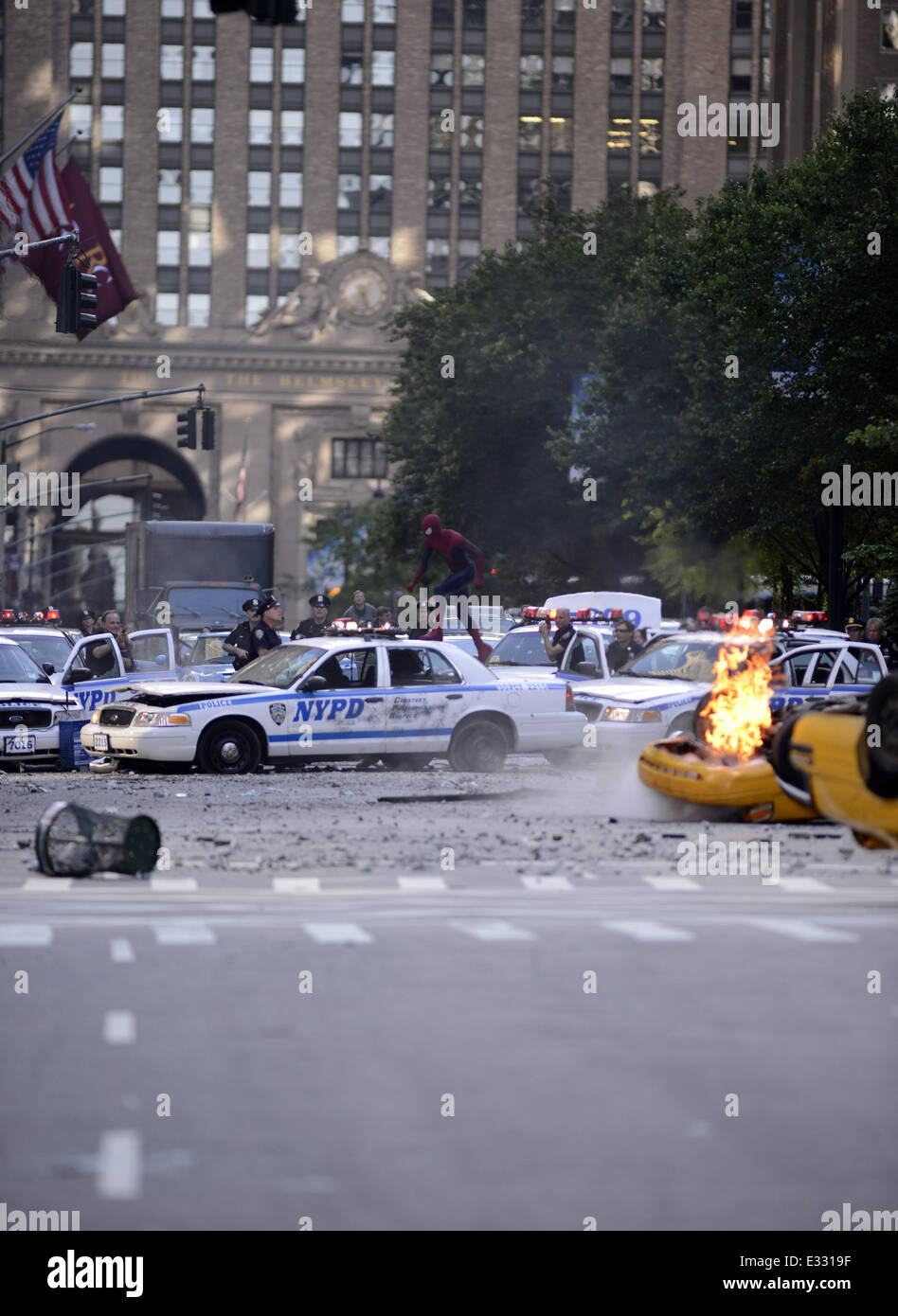 Scenes are filmed for 'The Amazing Spider-Man 2' on location in New ...