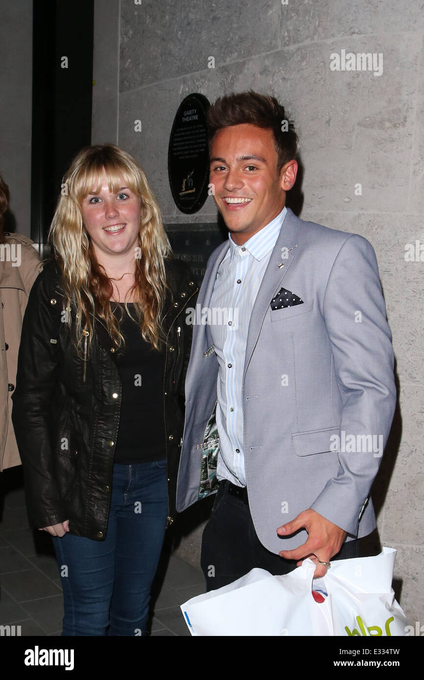 Tom daley swimmer hi-res stock photography and images - Alamy