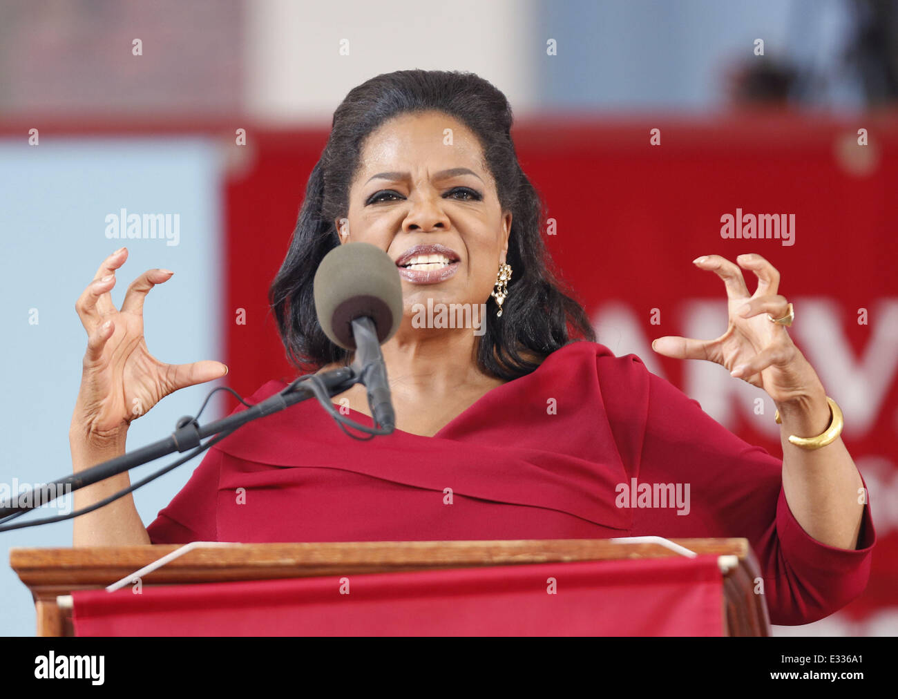 Oprah Winfrey delivers the commencement speech at Harvard University's ...
