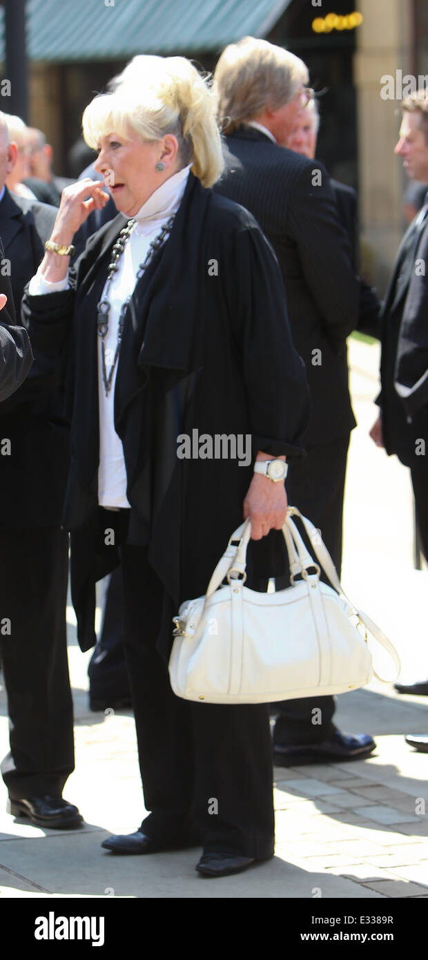 The funeral of 'Hi-De-Hi and You Rang M'Lord?' actor, Paul Shane, takes ...