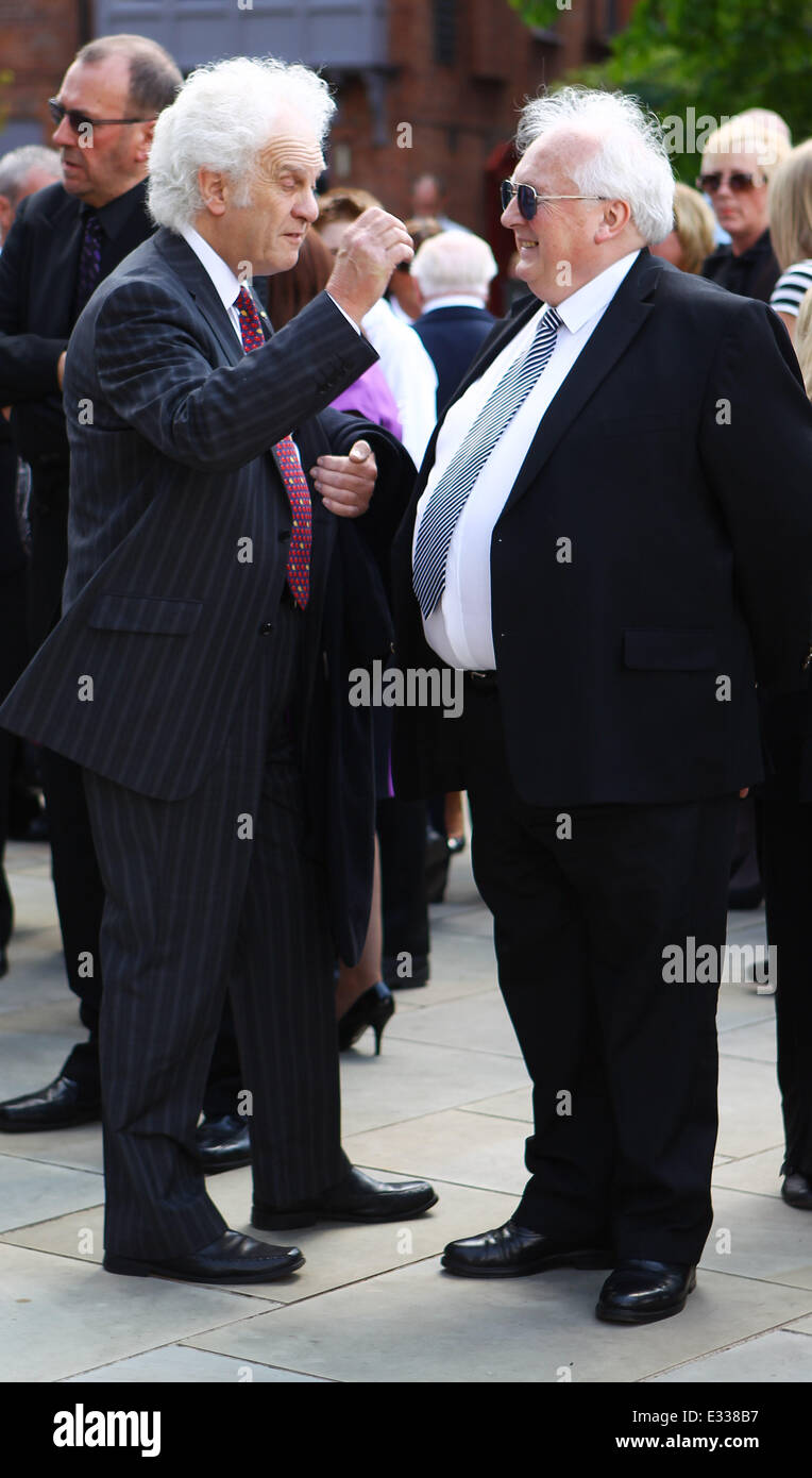 The funeral of 'Hi-De-Hi and You Rang M'Lord?' actor, Paul Shane, takes ...