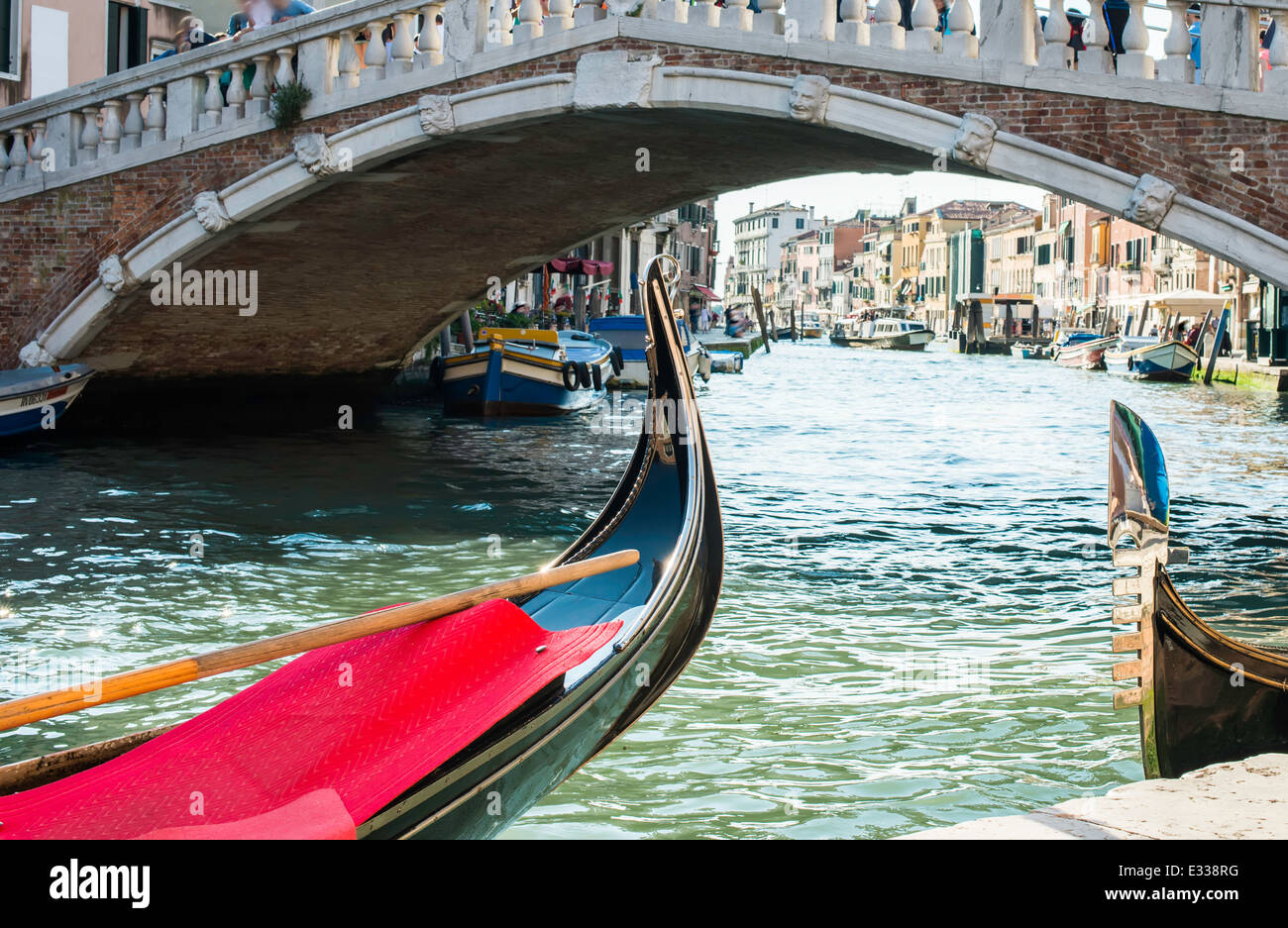 Ancient gondolas in Venice. Close up black gondola Stock Photo - Alamy
