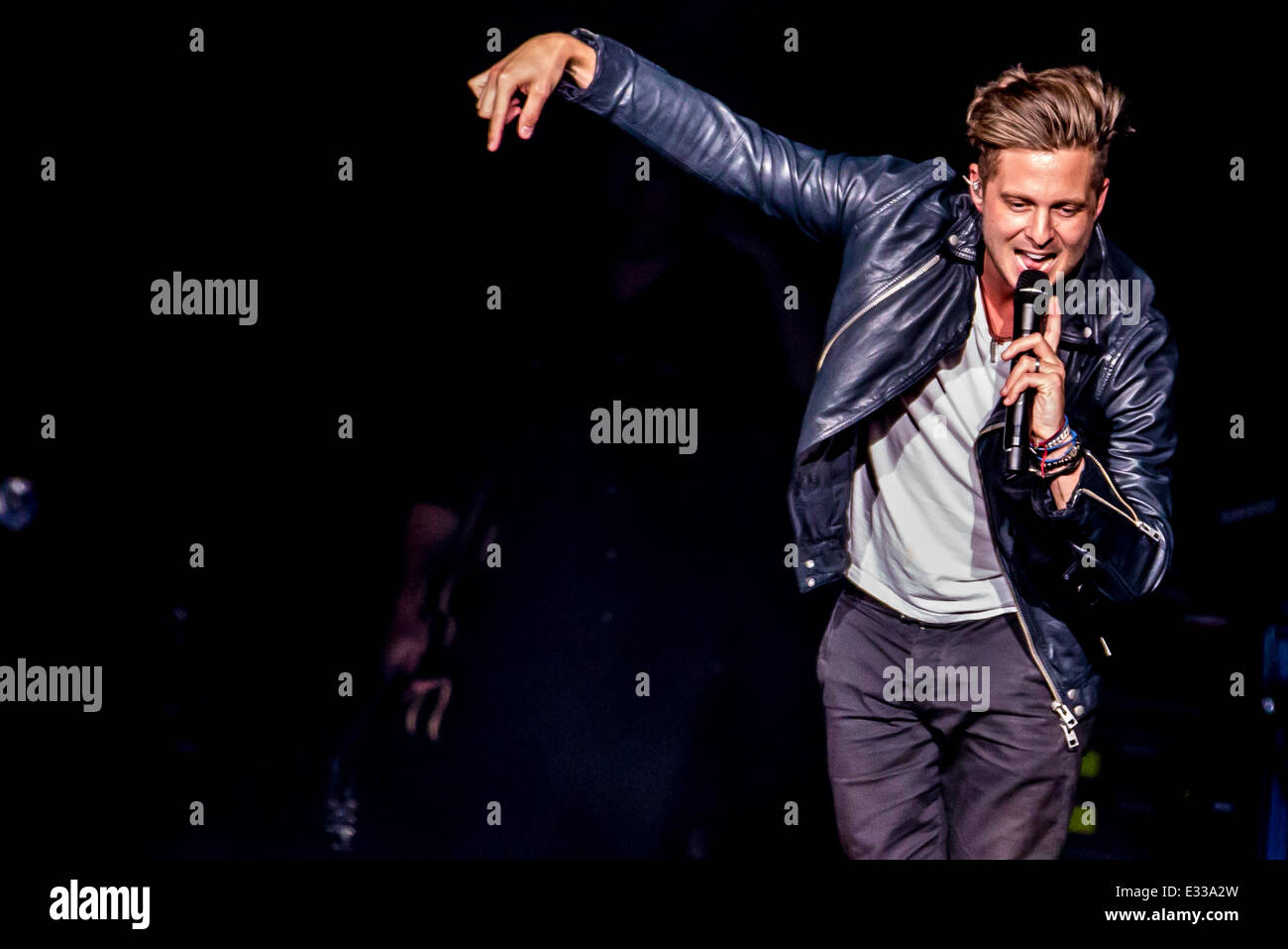 Clarkston, Michigan, USA. 21st June, 2014. RYAN TEDDER of ONEREPUBLIC ...