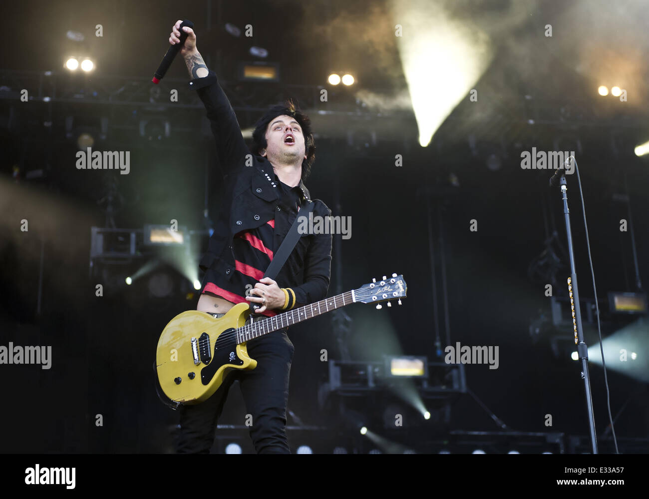 Green Day performs live at Emirates Stadium Featuring: Green Day,Billie ...