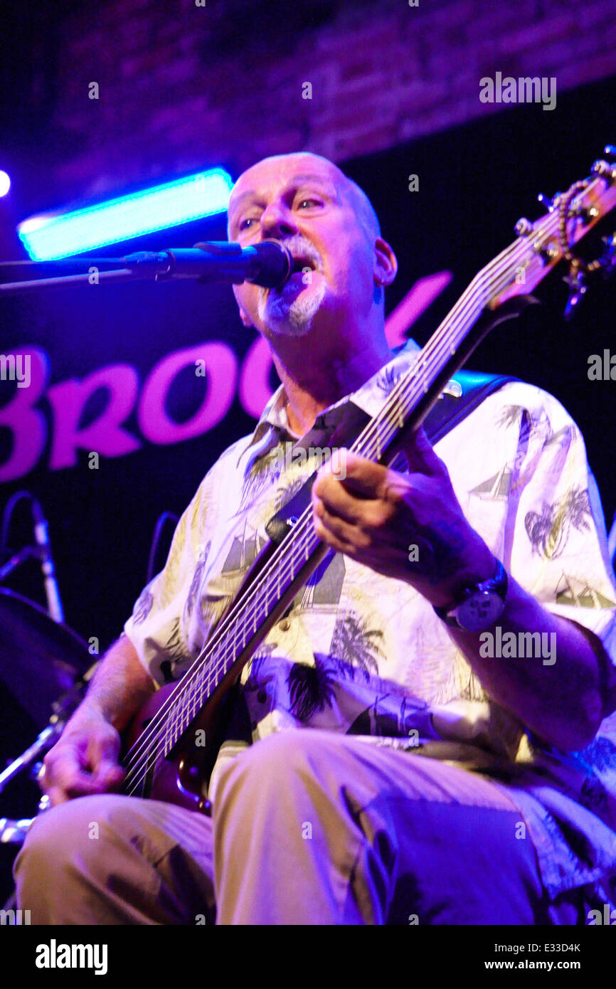 Fairport convention hi-res stock photography and images - Alamy