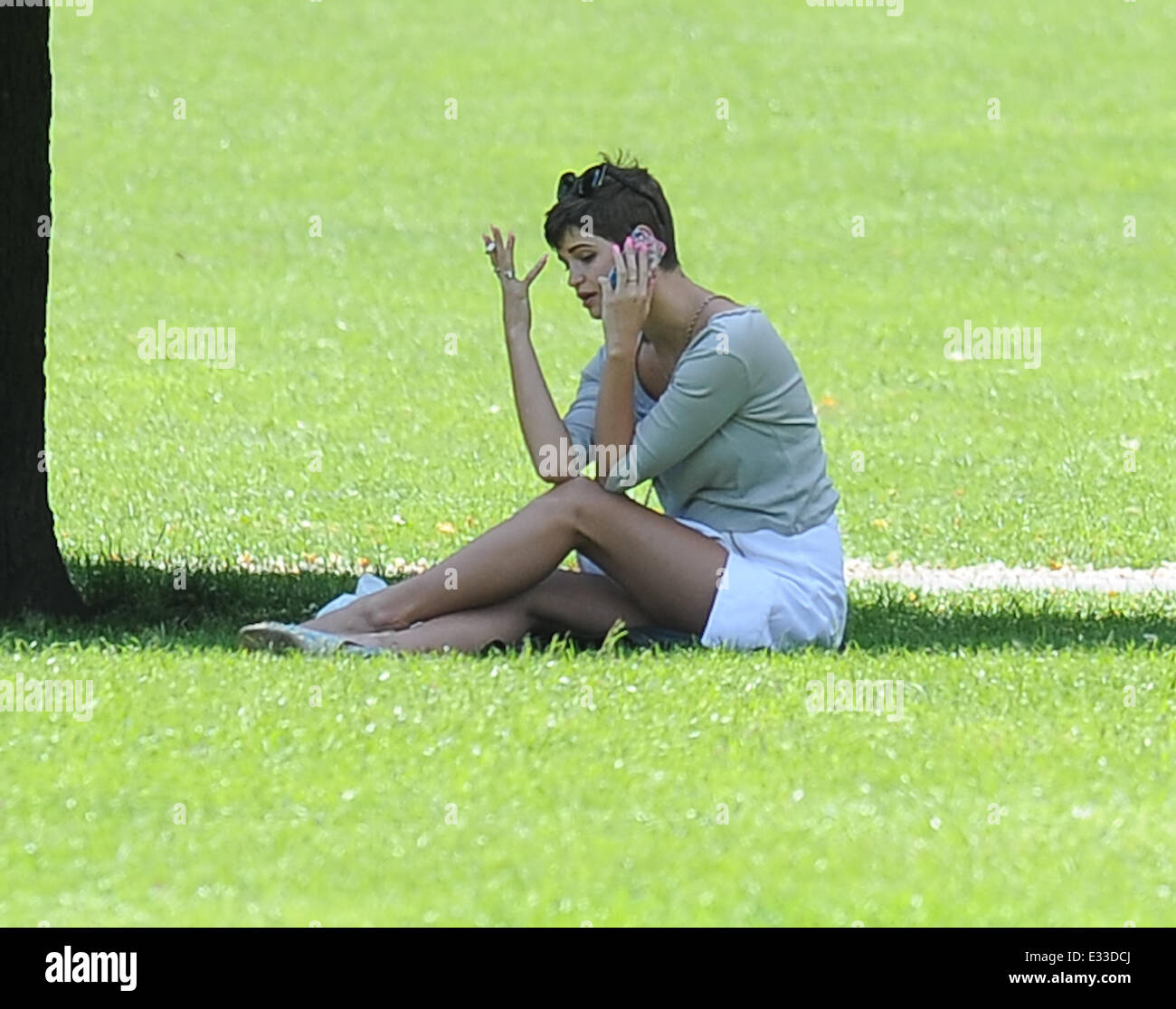Smoking white mini skirt hi-res stock photography and images - Alamy