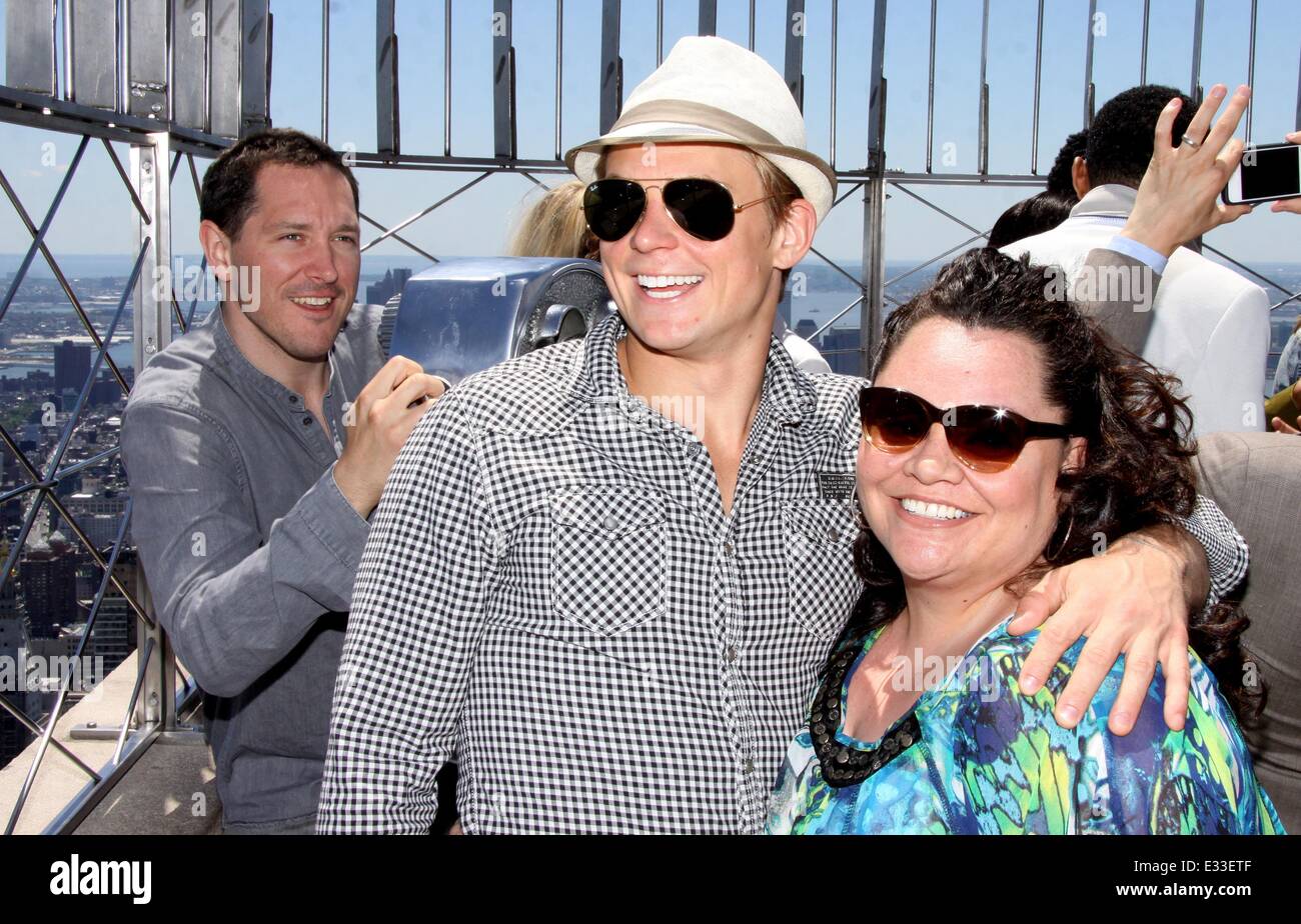 Empire State Building hosts 2013 Tony Award Nominees Featuring: Bertie ...