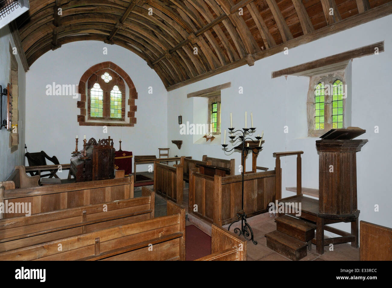 Anglican church parish interior inside hi-res stock photography and ...