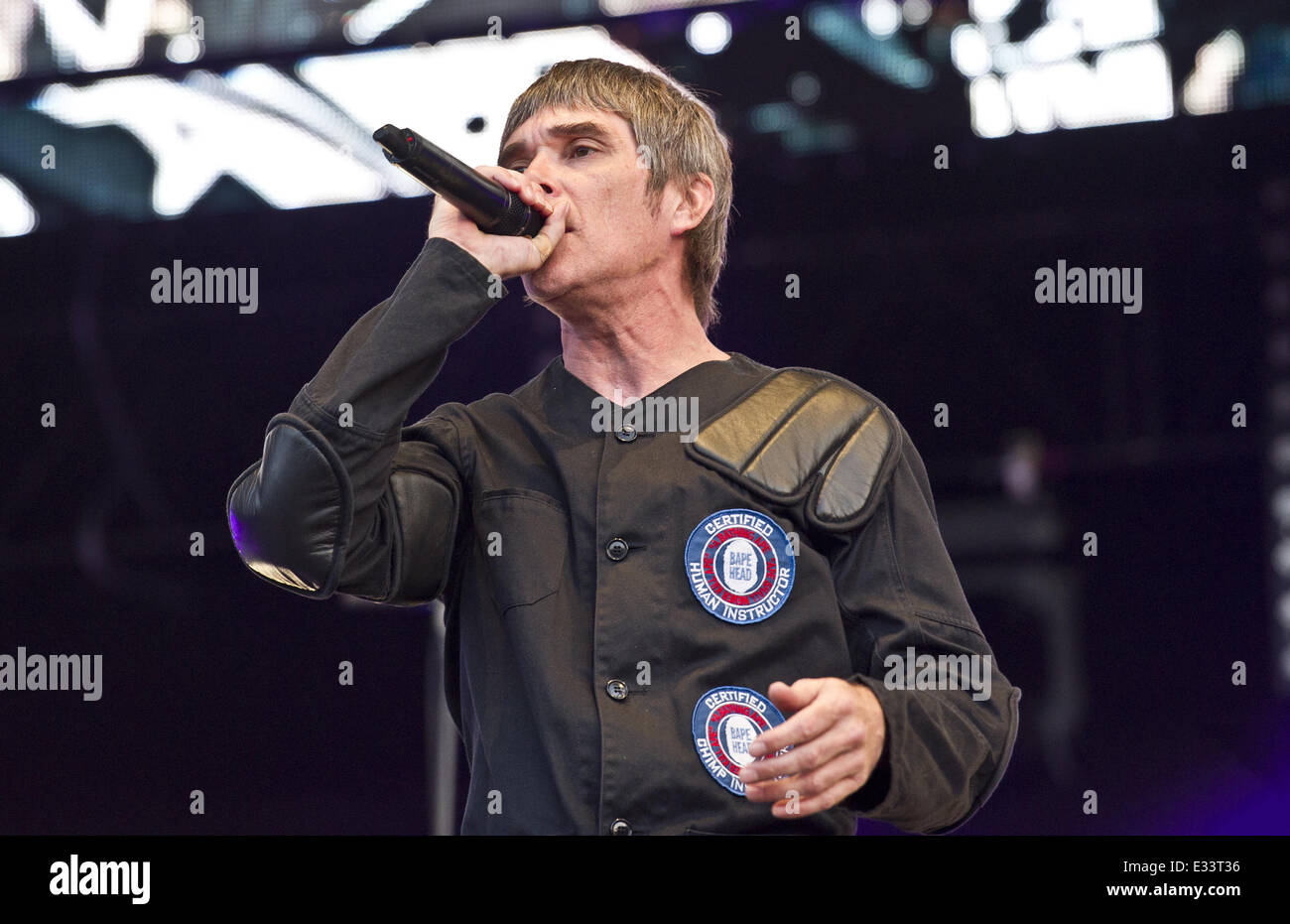 Ian brown stone roses hi-res stock photography and images - Alamy