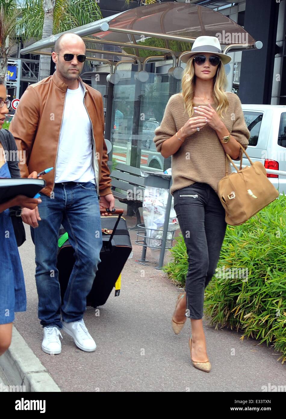 Jason Statham and girlfriend Rosie Huntington-Whiteley arrive at Nice ...