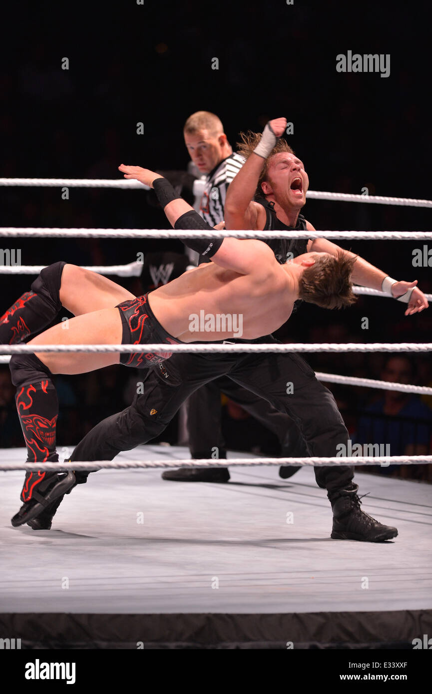 Dean Ambrose Stock Photos & Dean Ambrose Stock Images - Alamy