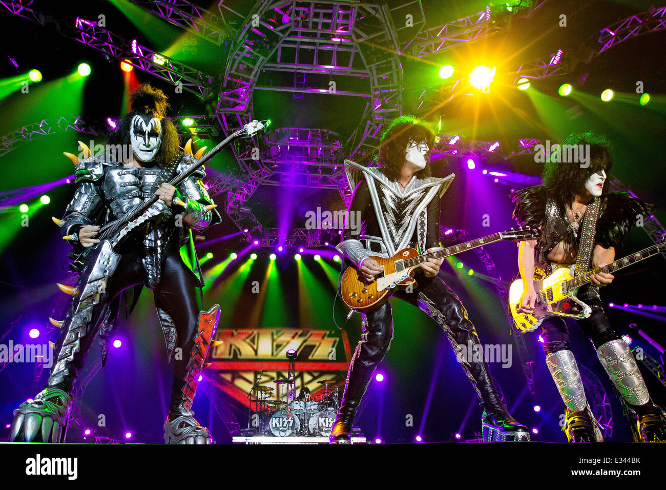 Kiss performing live in concert their Monster Tour at the Forum ...