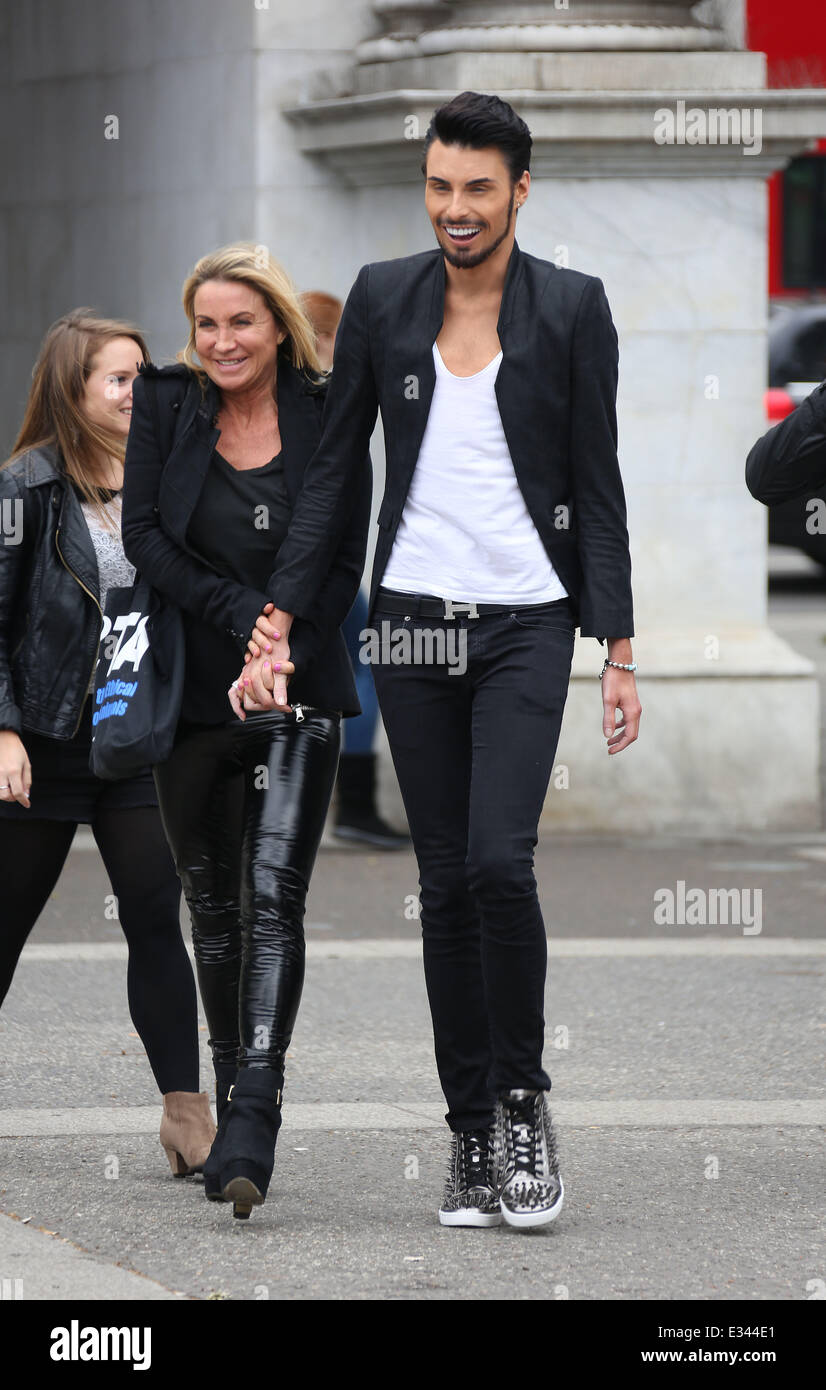 Rylan Clark shows off his XY Factor in revealing new Peta Anti-Fur ...