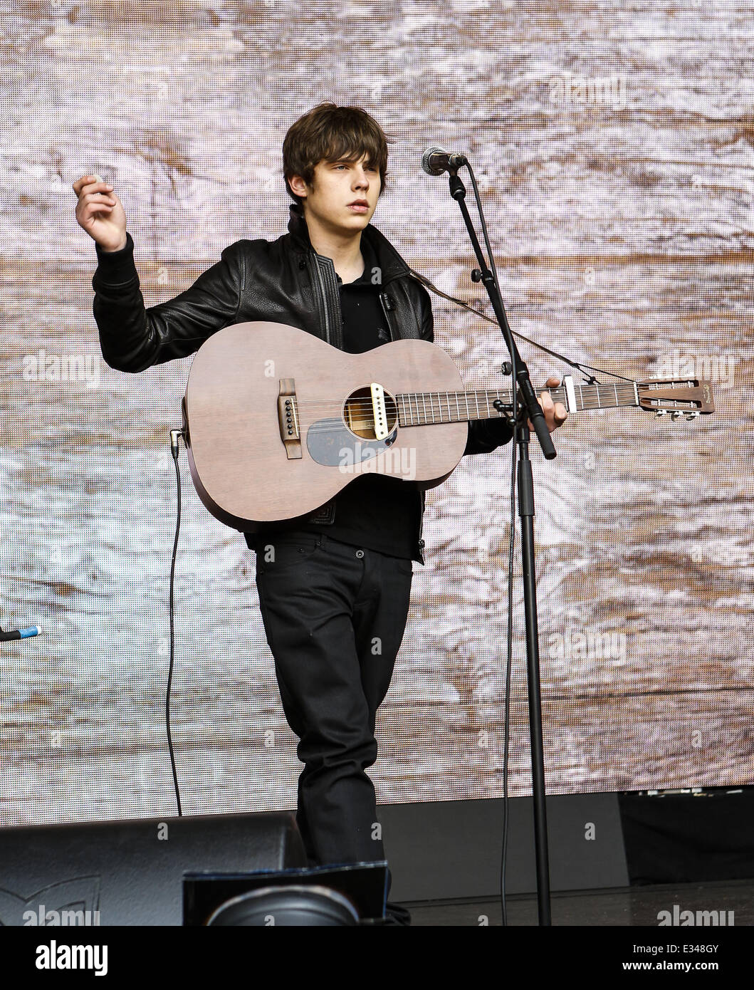 Jake Bugg performs at ONE agit8 at the Tate Modern Featuring: Jake Bugg ...