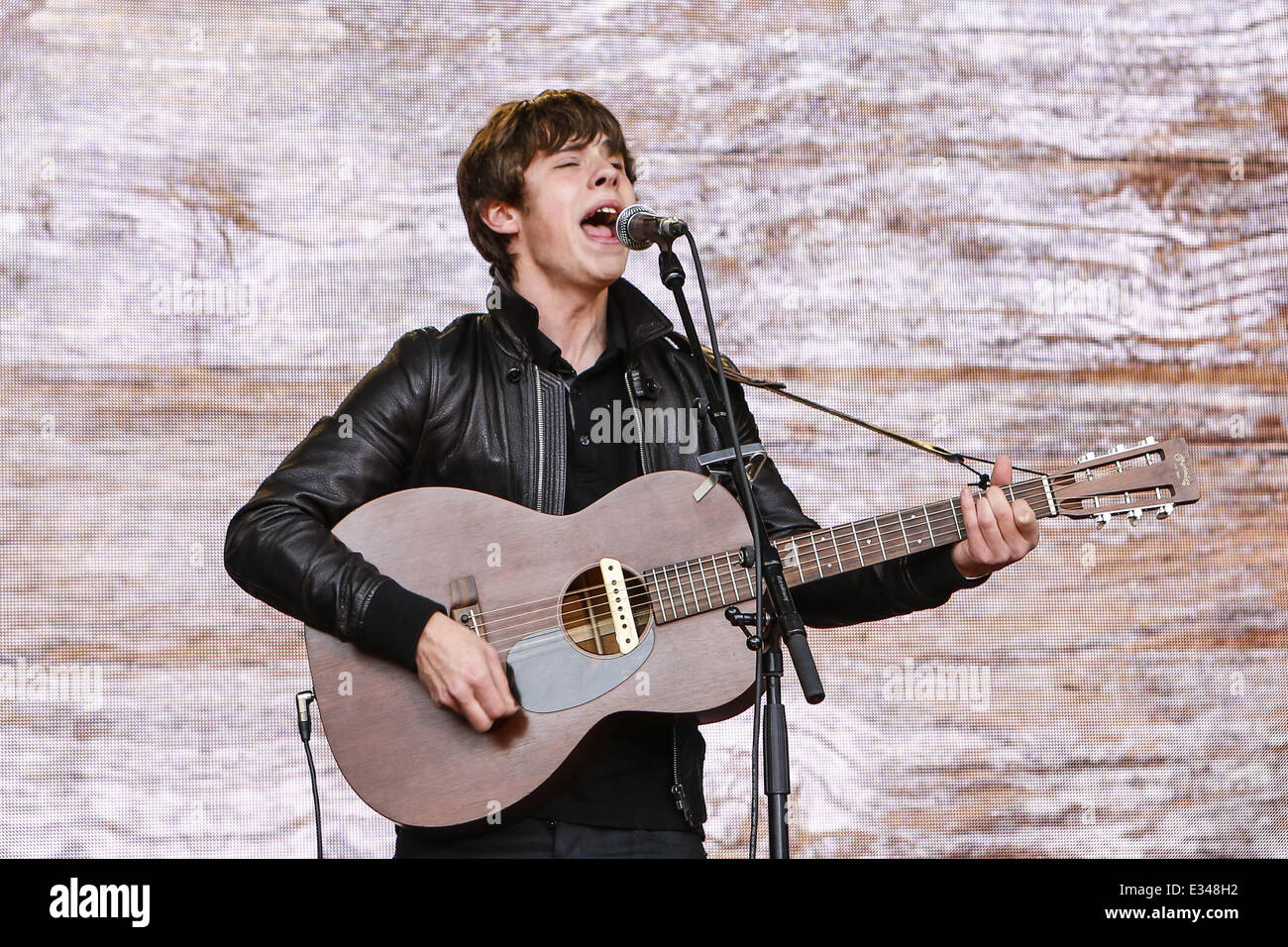 Jake Bugg performs at ONE agit8 at the Tate Modern Featuring: Jake Bugg ...