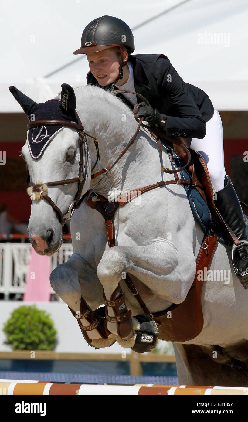 Longines global champions tour of cannes hi-res stock photography and ...