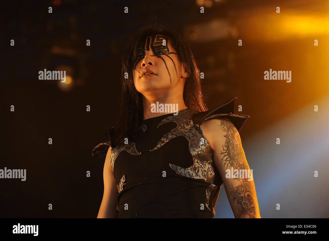 CHTHONIC Perform At Download Festival 2013 Featuring: Freddy Lim Jesse ...