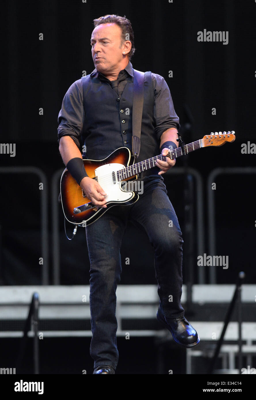 Bruce Springsteen & the E Street Band perform live at Wembley Stadium ...