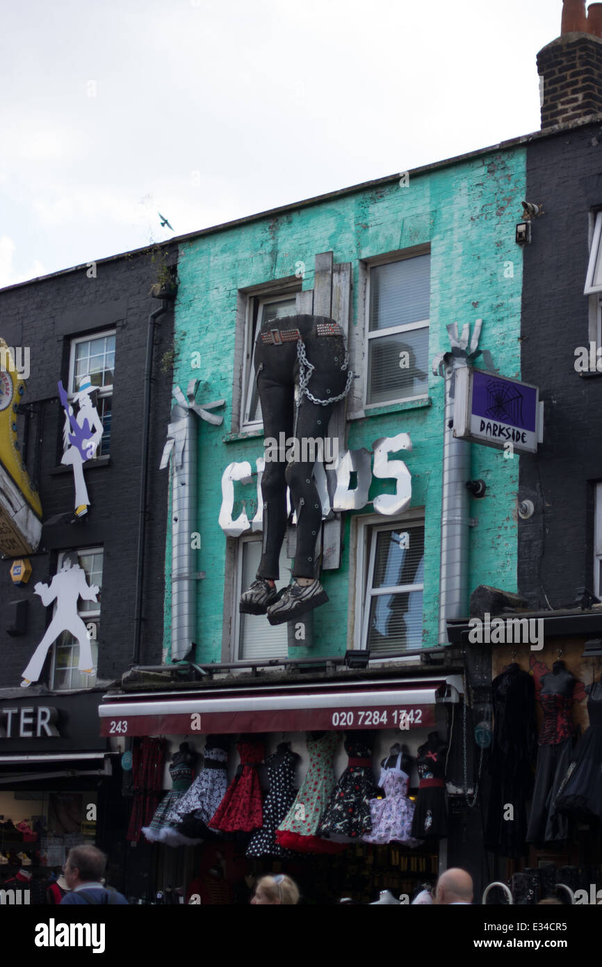 clothes shop in camden town Stock Photo - Alamy