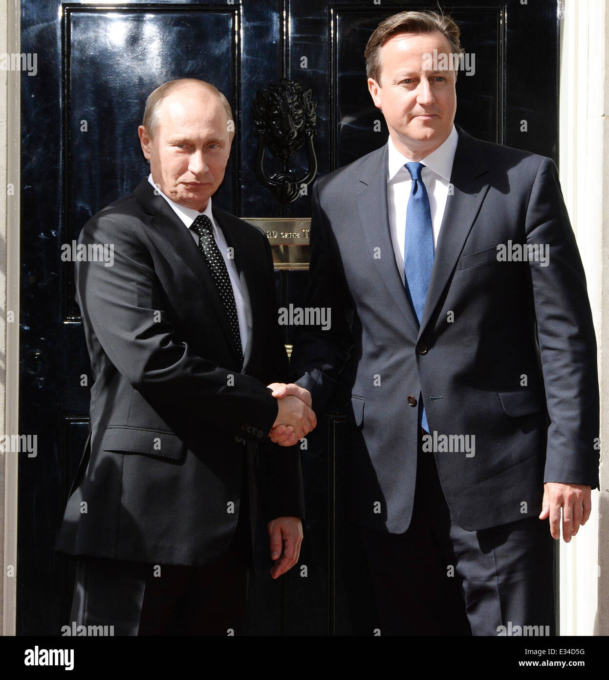 Prime Minister David Cameron meets Russian President Vladimir Putin at ...