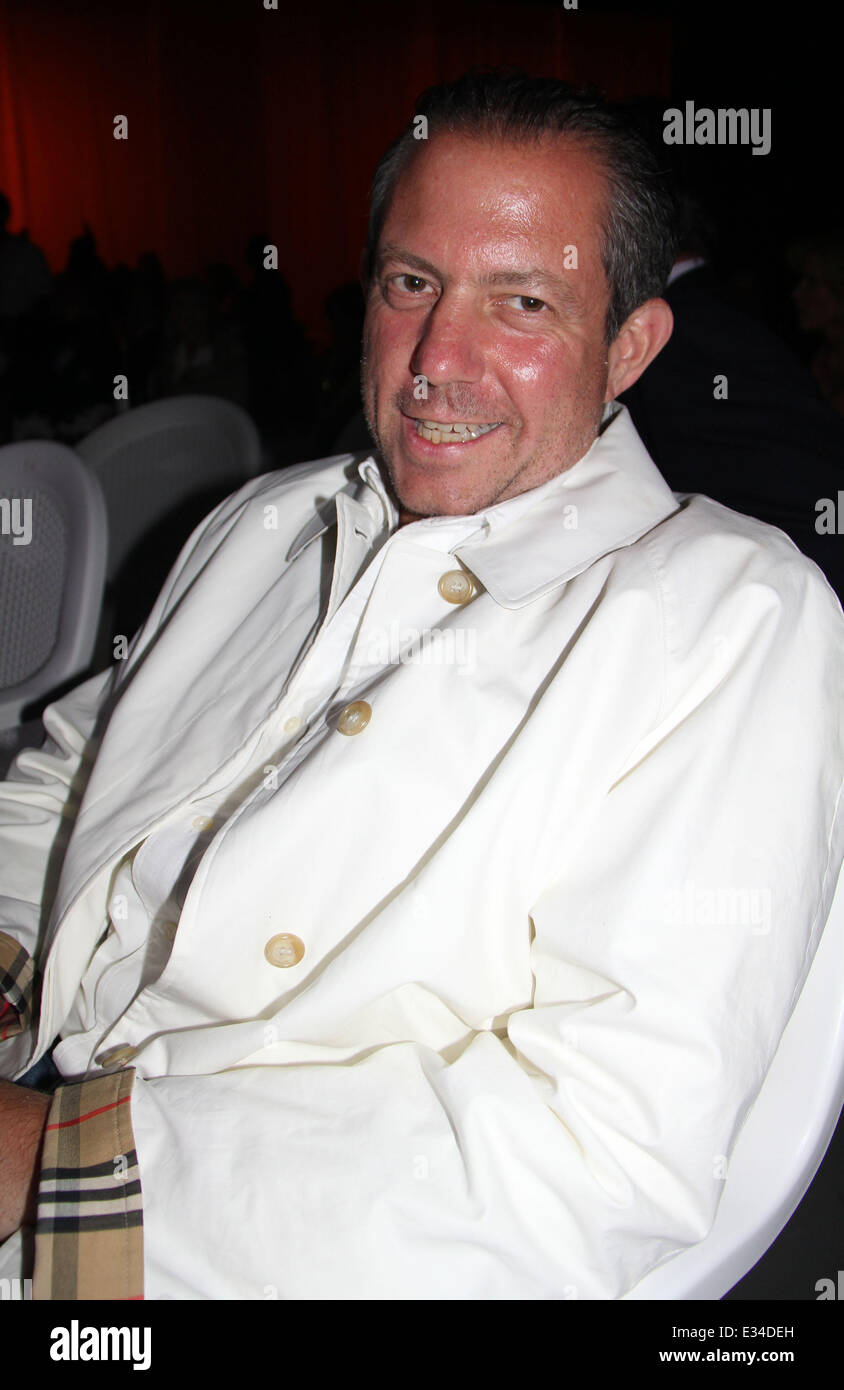 Speakeasy Moderne cabaret party held at East Hampton Studio benefiting ...