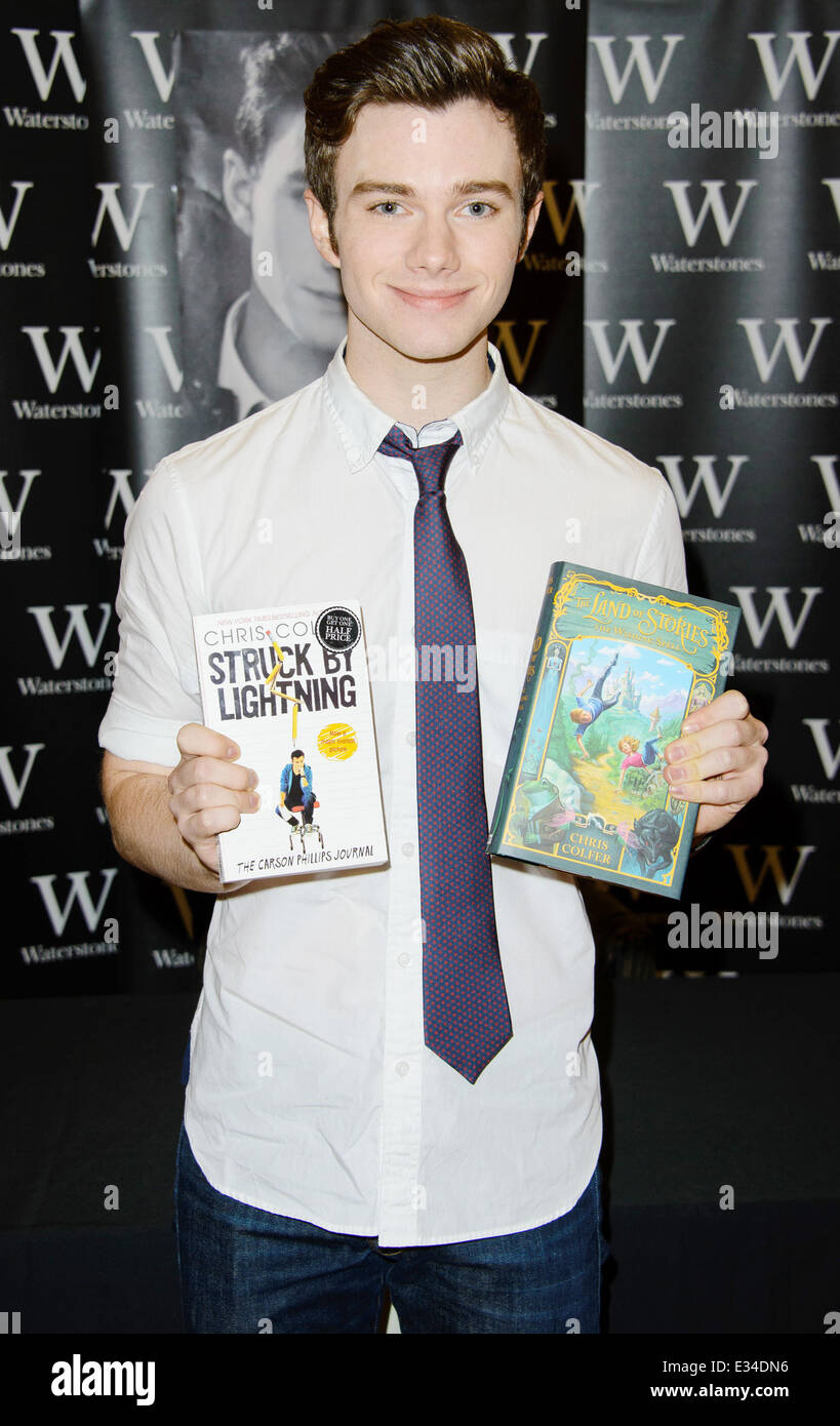 Chris Colfer signs copies of his books 'The Land of Stories: The ...