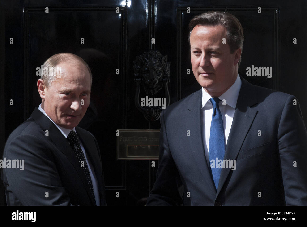 Prime Minister David Cameron meets Russian President Vladimir Putin at ...