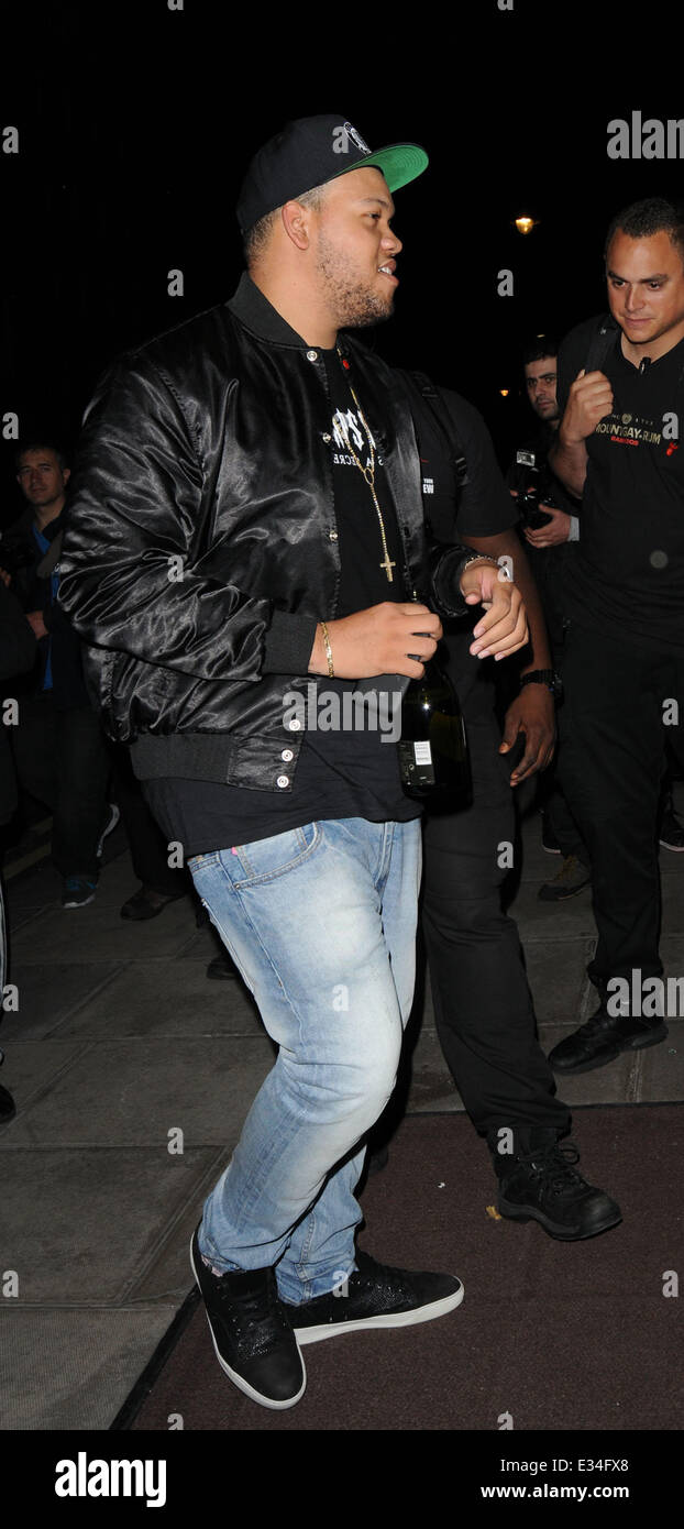 Rihanna's brother Rorrey Fenty arriving at her hotel Featuring: Rorrey ...