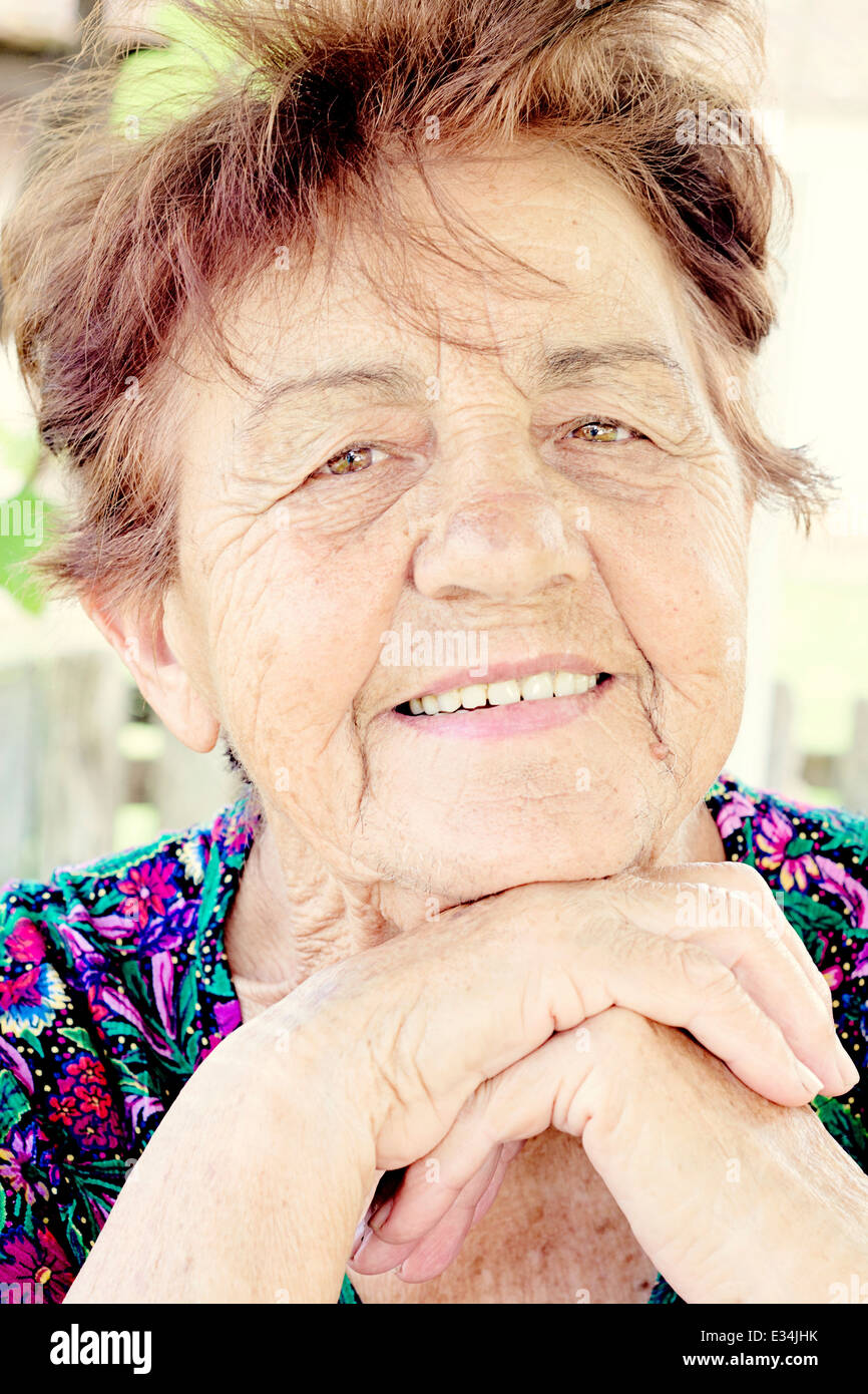 Old human wrinkled eye hi-res stock photography and images - Alamy