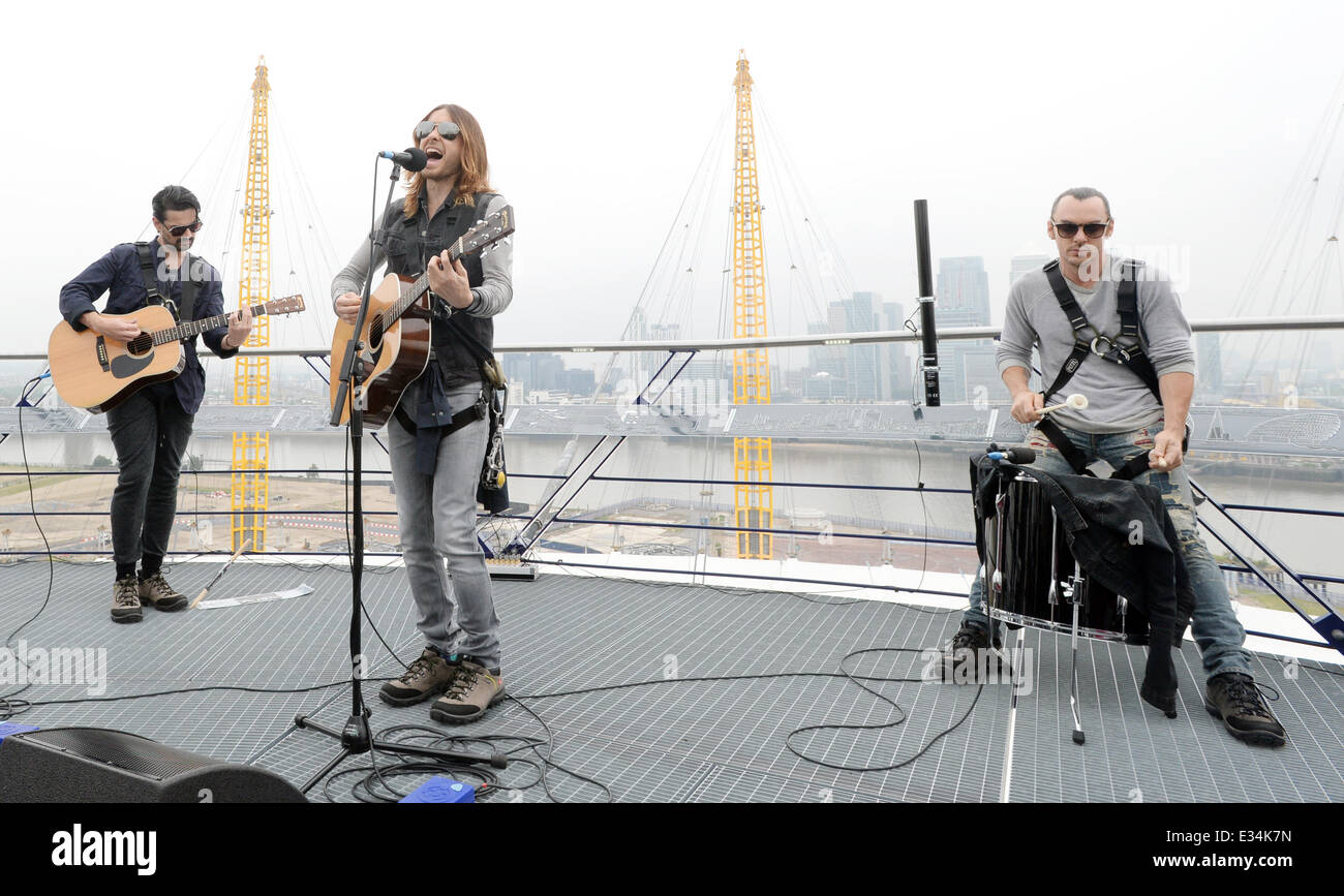 Jared Leto's band Thirty Seconds to Mars perform an acoustic set on the ...