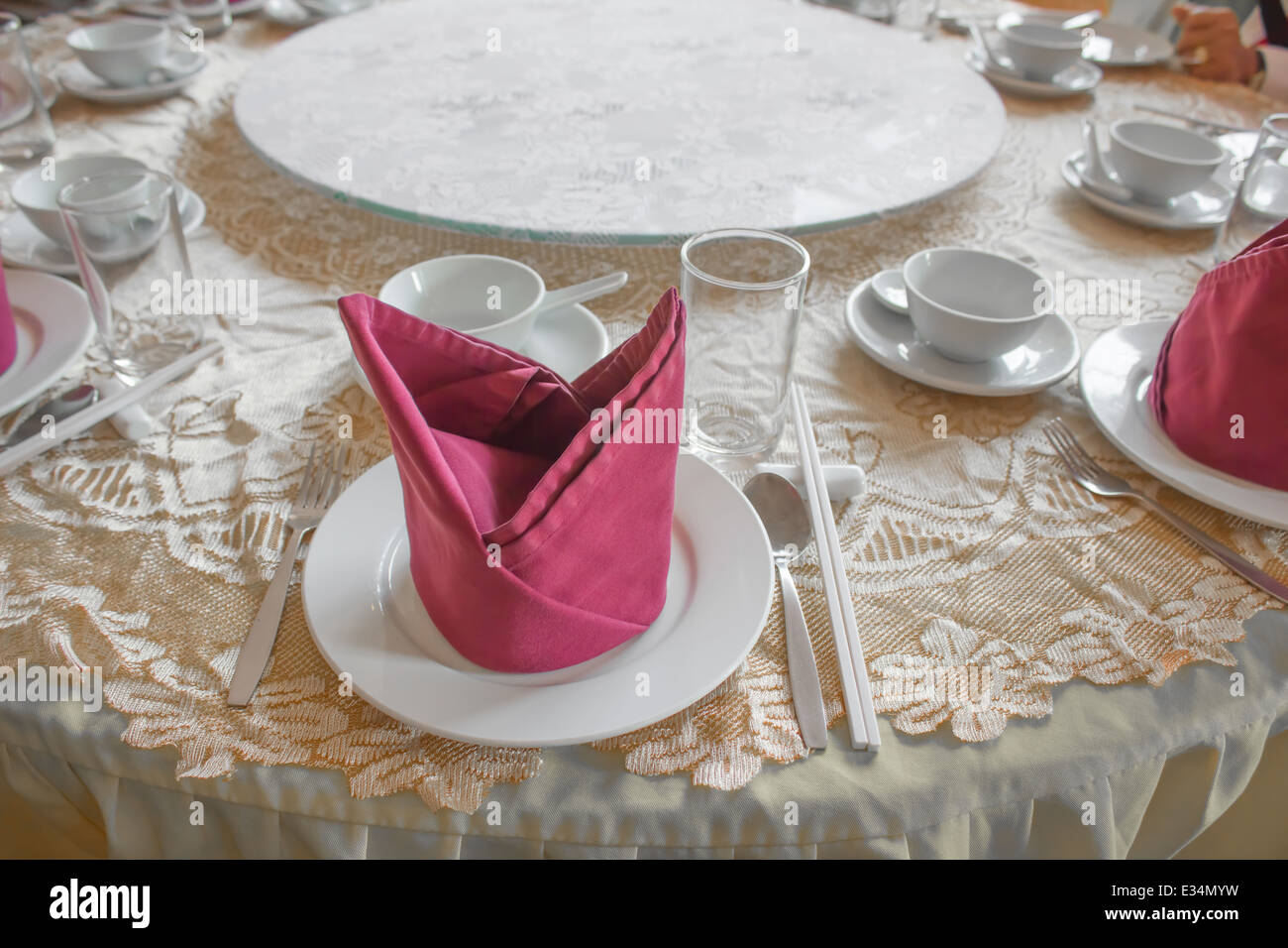 Fine dining restaurant interior hi-res stock photography and images - Alamy