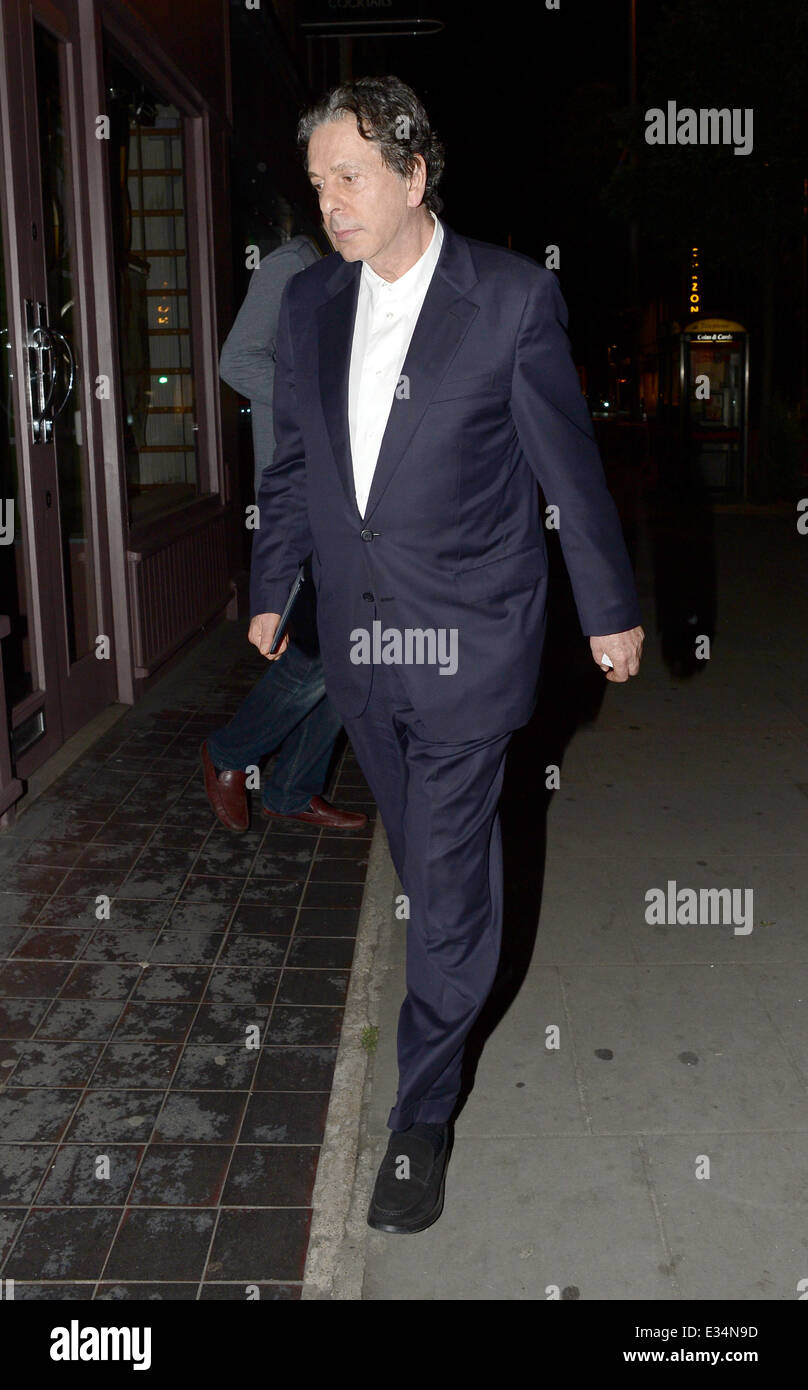 Charles Saatchi arriving home in Chelsea after dining at 34 Restaurant ...