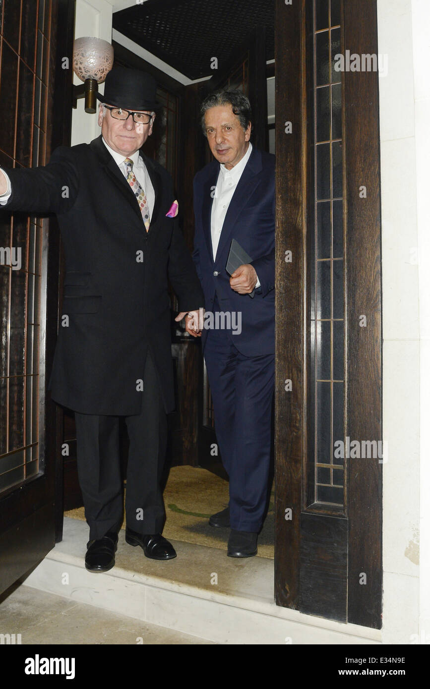 Charles Saatchi leaves 34 Restaurant and heads home in Chelsea ...