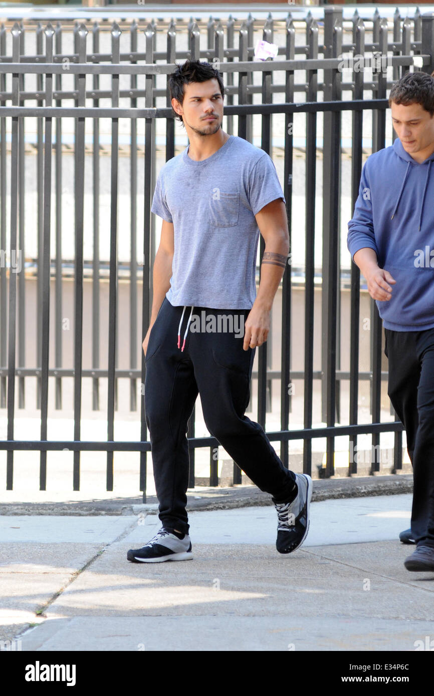 Taylor Lautner on the film set of 'Tracers' on location in Queens ...