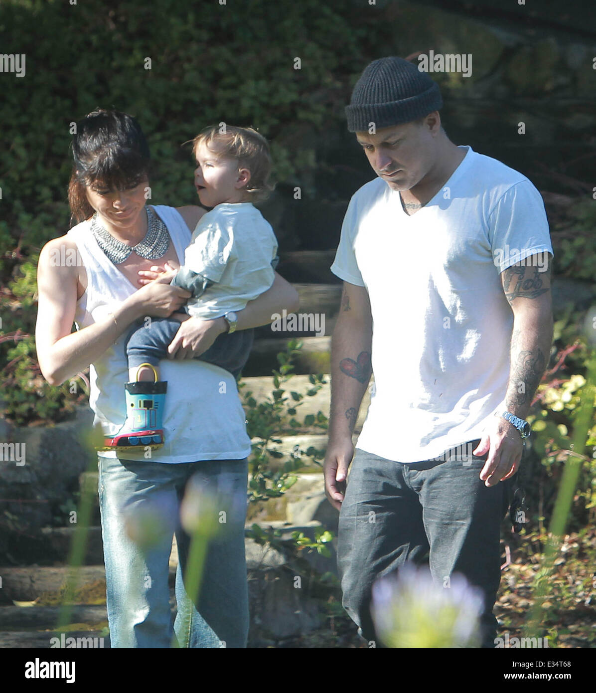 Selma Blair and ex-partner Jason Bleick take their son Arthur to the ...