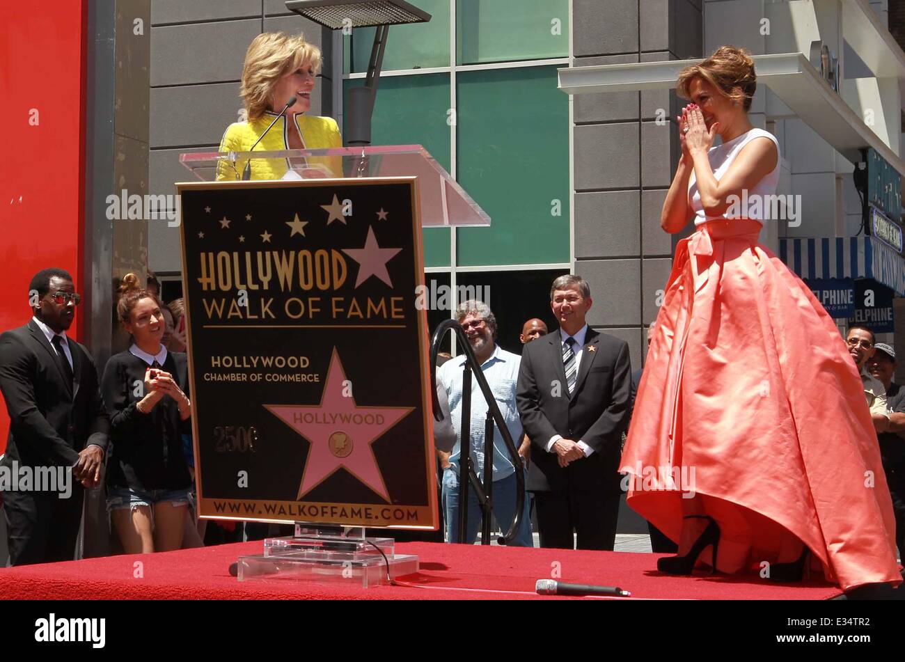 Jennifer Lopez is honoured with the 2,500th star on the Hollywood Walk ...