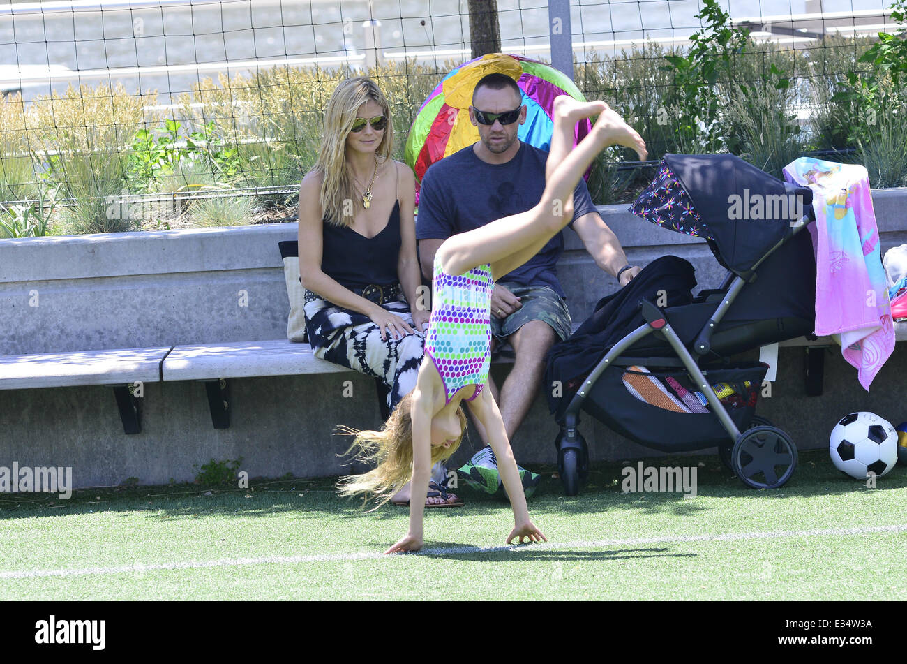 Heidi Klum and her boyfriend take her children to a park Featuring ...