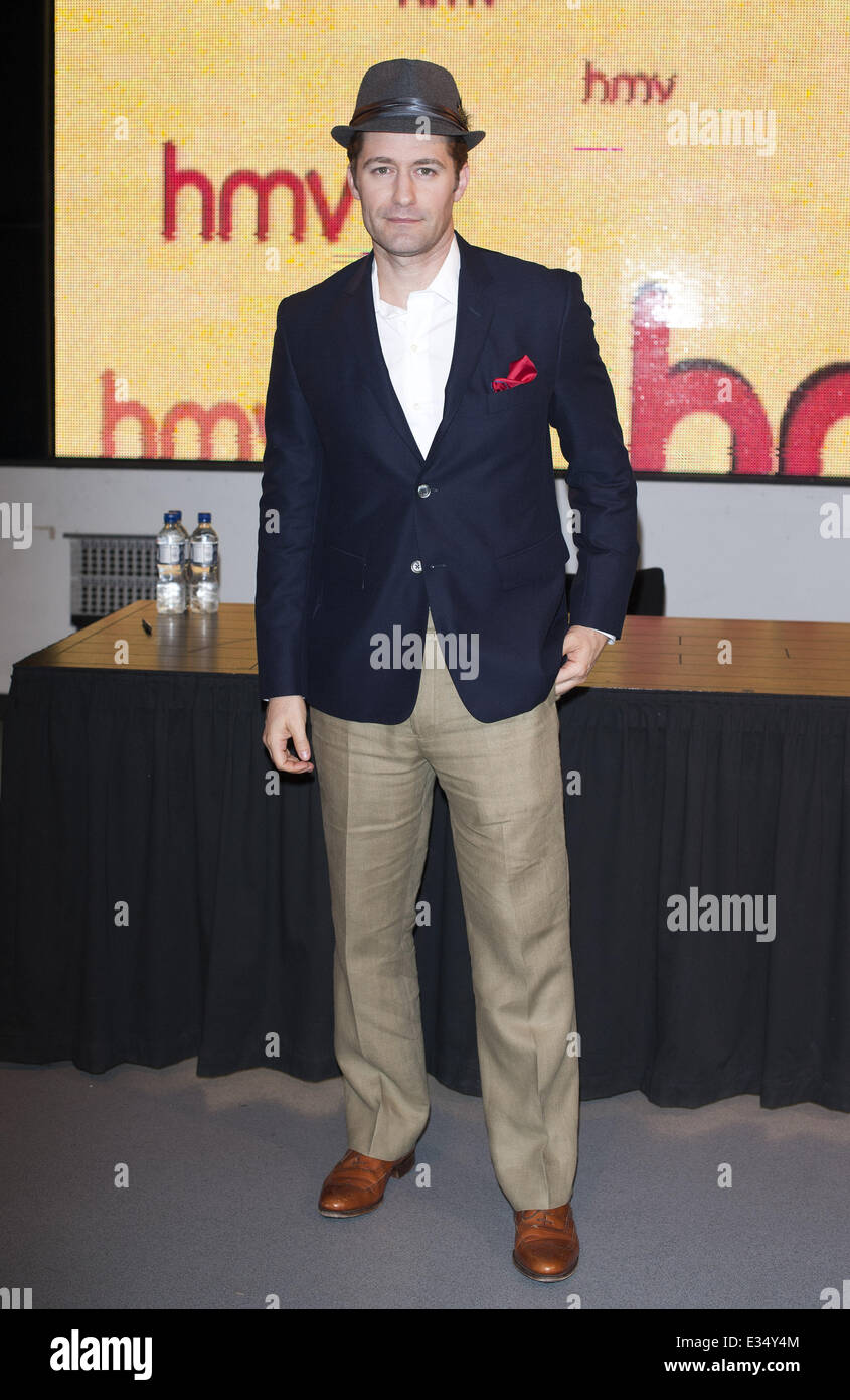 'Glee' actor, Matthew Morrison hosts a 'Meet and Greet' with fans as he ...