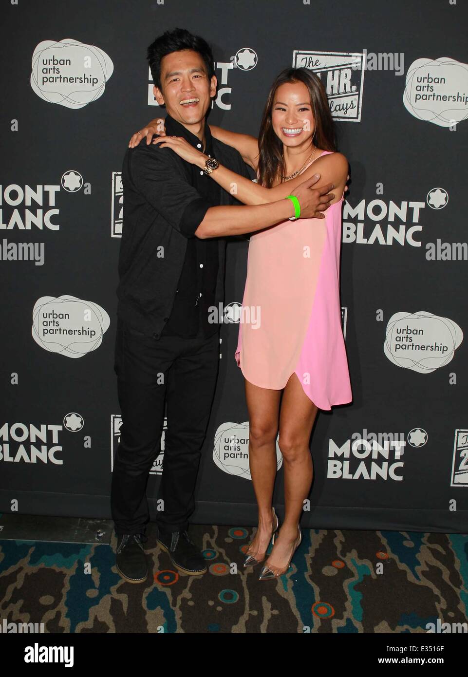 John cho and jamie chung hi-res stock photography and images - Alamy