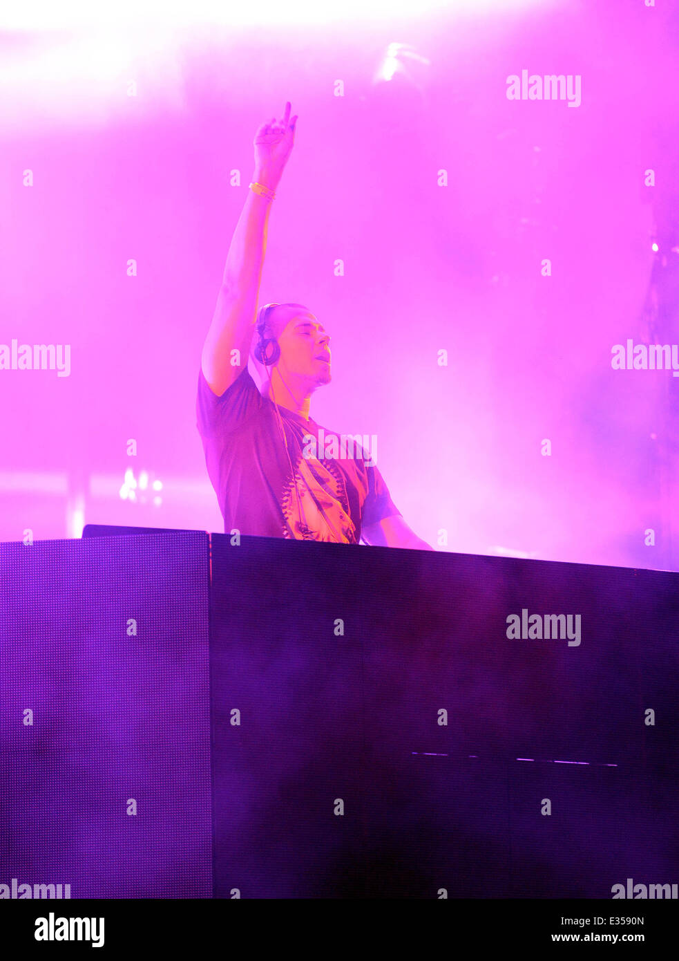 Afrojack hi-res stock photography and images - Alamy