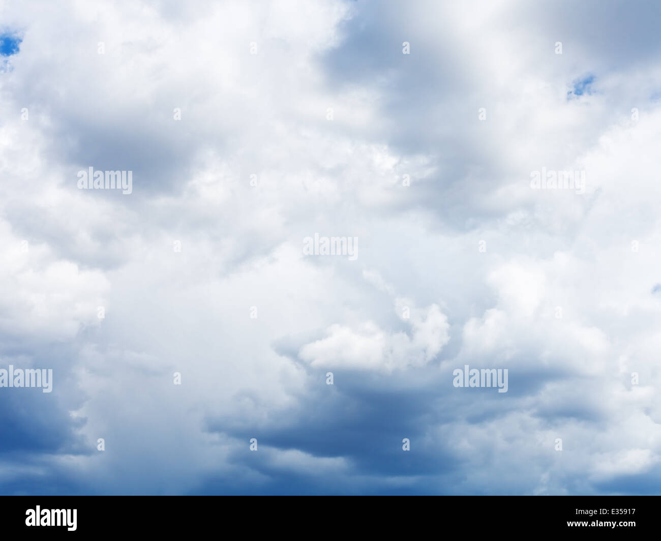 Woolpack cloud hi-res stock photography and images - Alamy