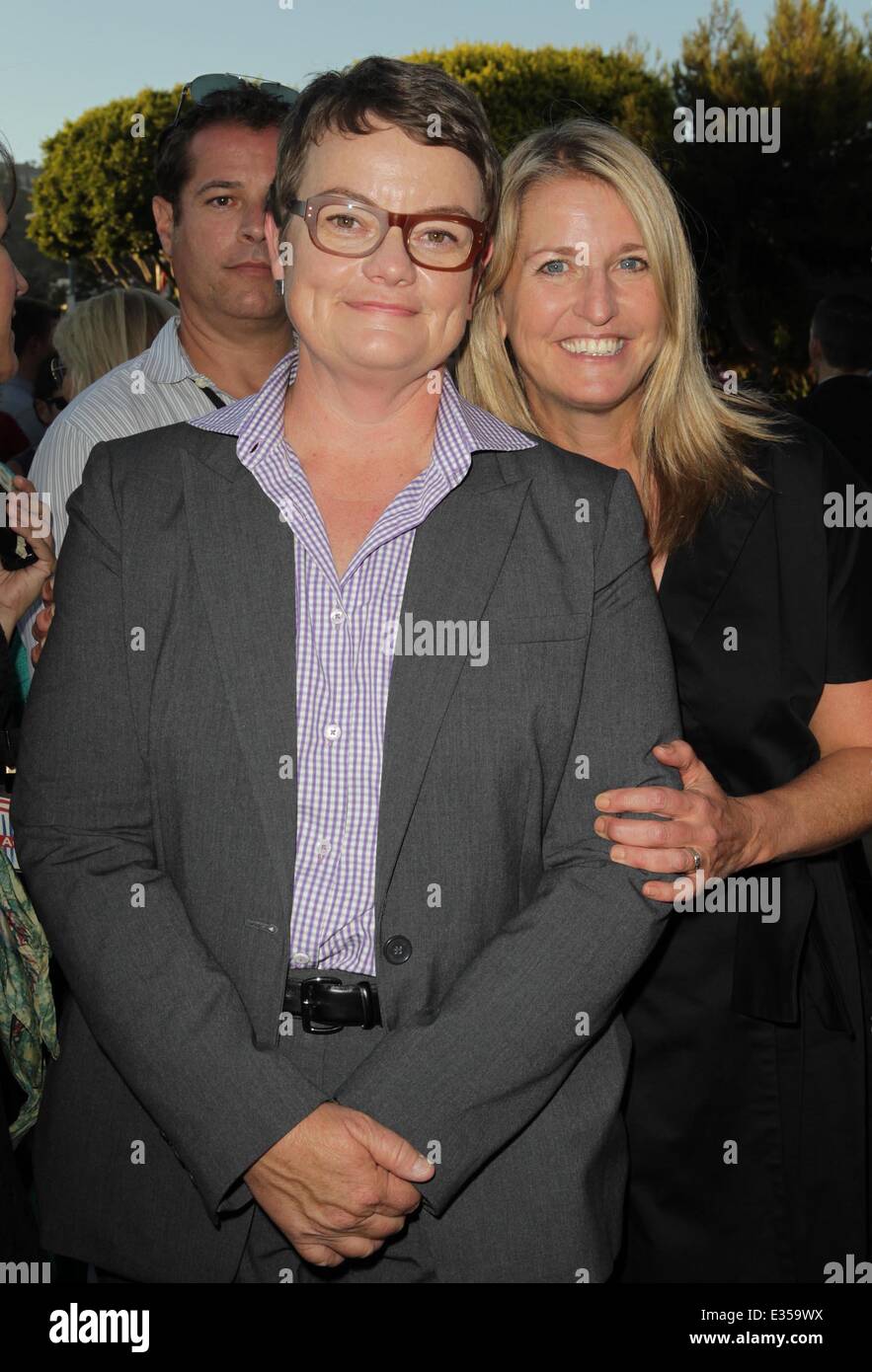 Kris perry sandy hi-res stock photography and images - Alamy