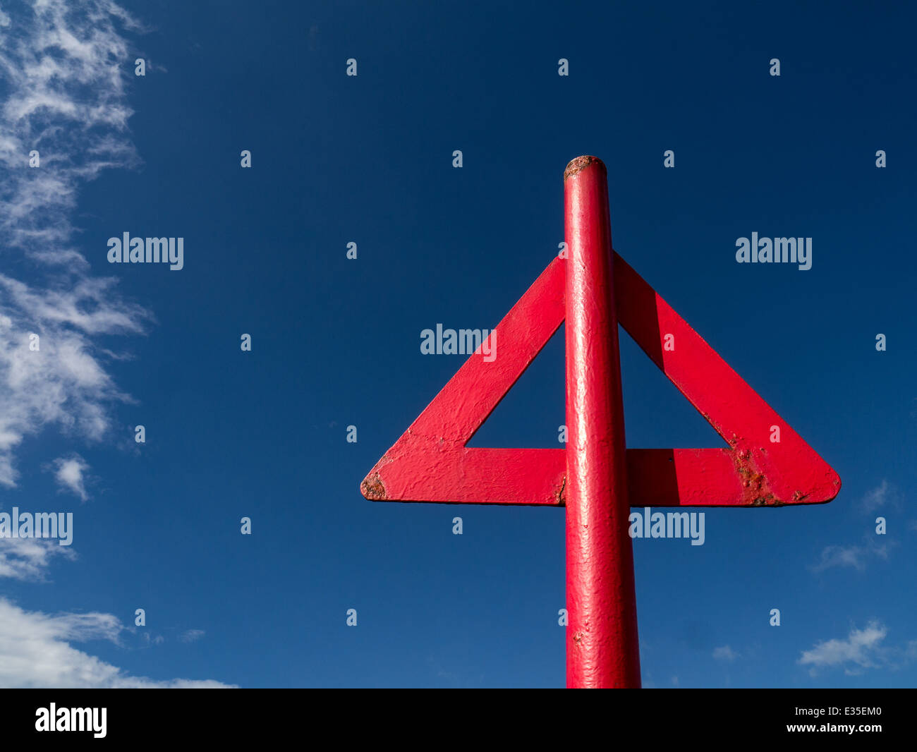 Red triangle warning sign hi-res stock photography and images - Alamy