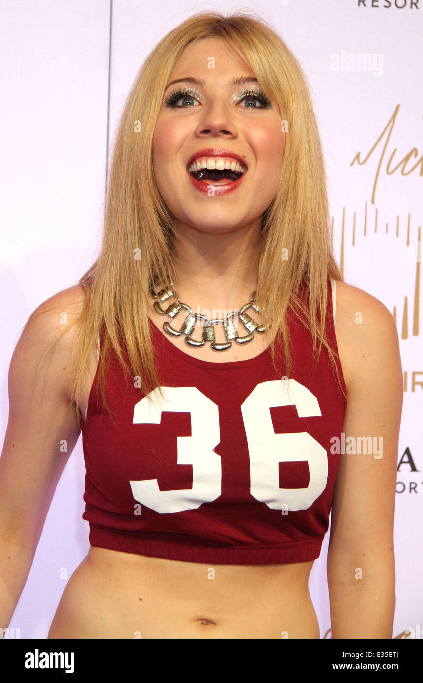 World premiere of 'Michael Jackson One' at Mandalay Bay Hotel & Casino - Arrivals Featuring ...