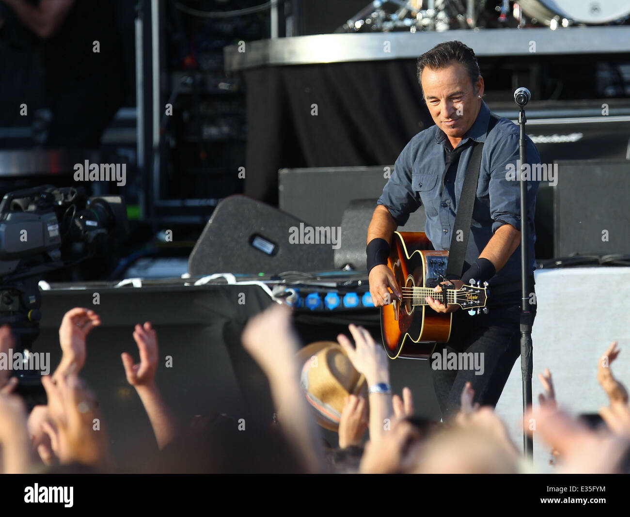 Hard Rock Calling - Day 2 - Performances at Queen Elizabeth Olympic ...