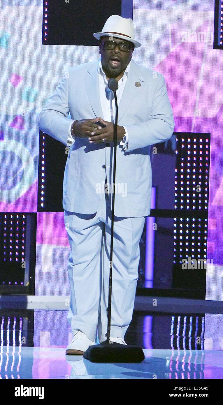 The 2013 BET Awards held at Nokia Theatre - Inside Featuring: Cedric ...