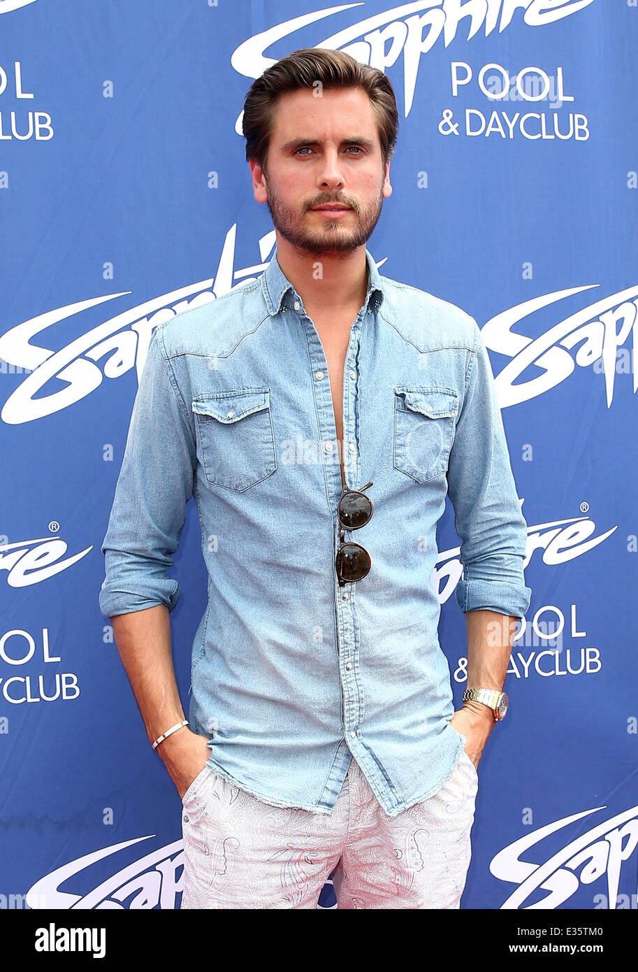 Scot Disick hosts 'Hamptons in the Desert Party' at Sapphire Pool and ...