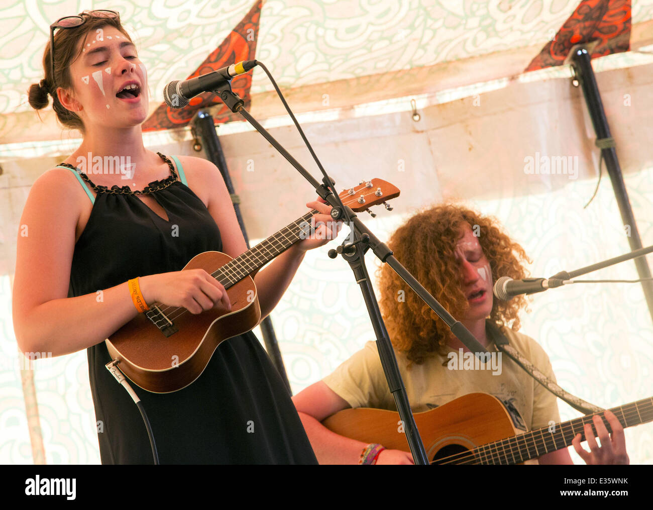 Blissfields Festival 2013 - Performances - Acoustic Stage Featuring ...