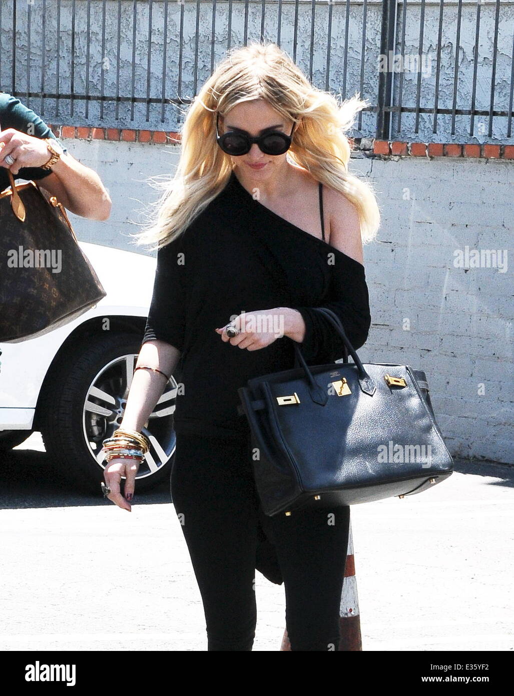 Ashlee Simpson is spotted on her way to 3rd Street Dance with her ...